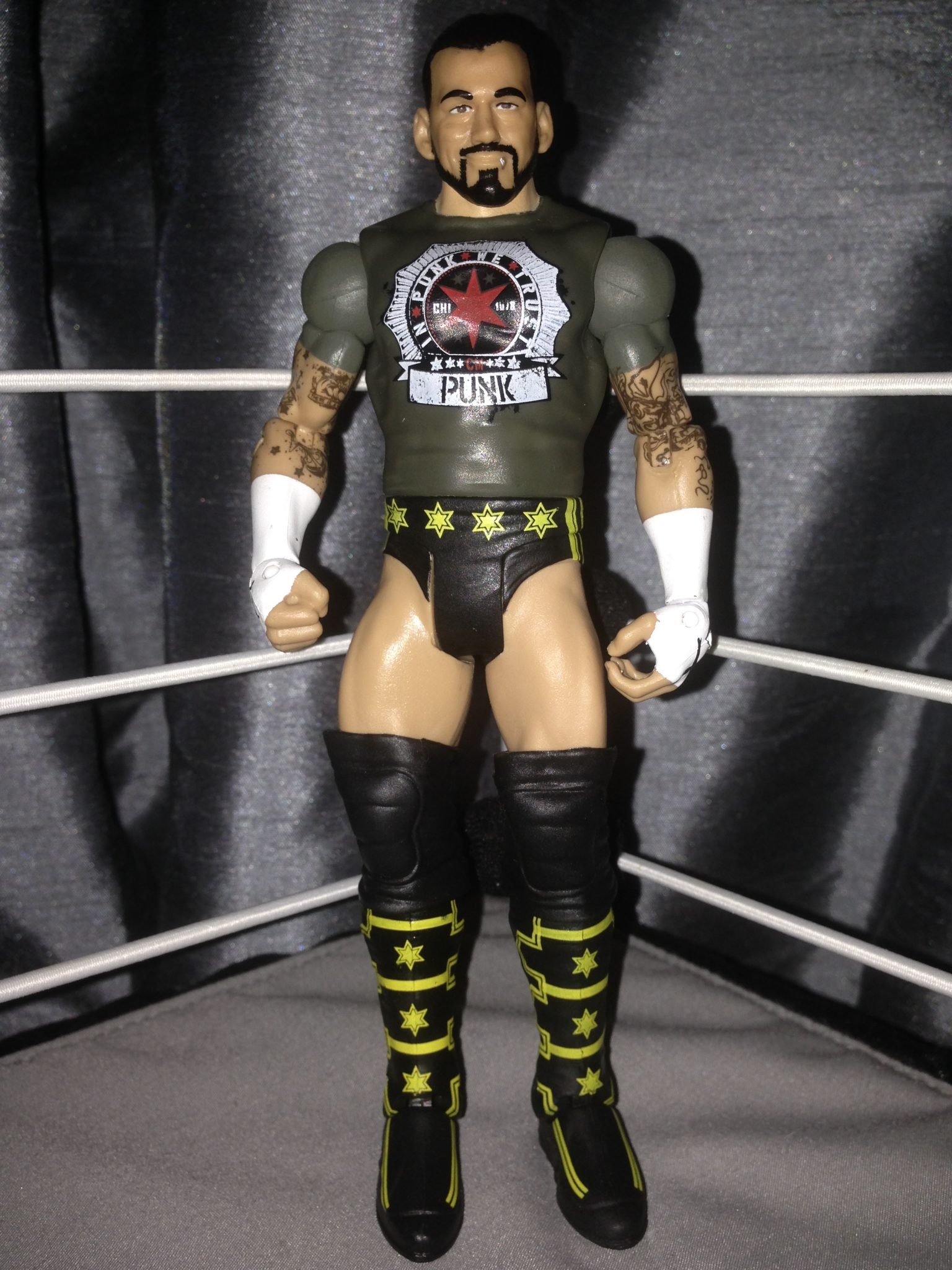 CM Punk - Superstar Entrances - WrestleStuff.com