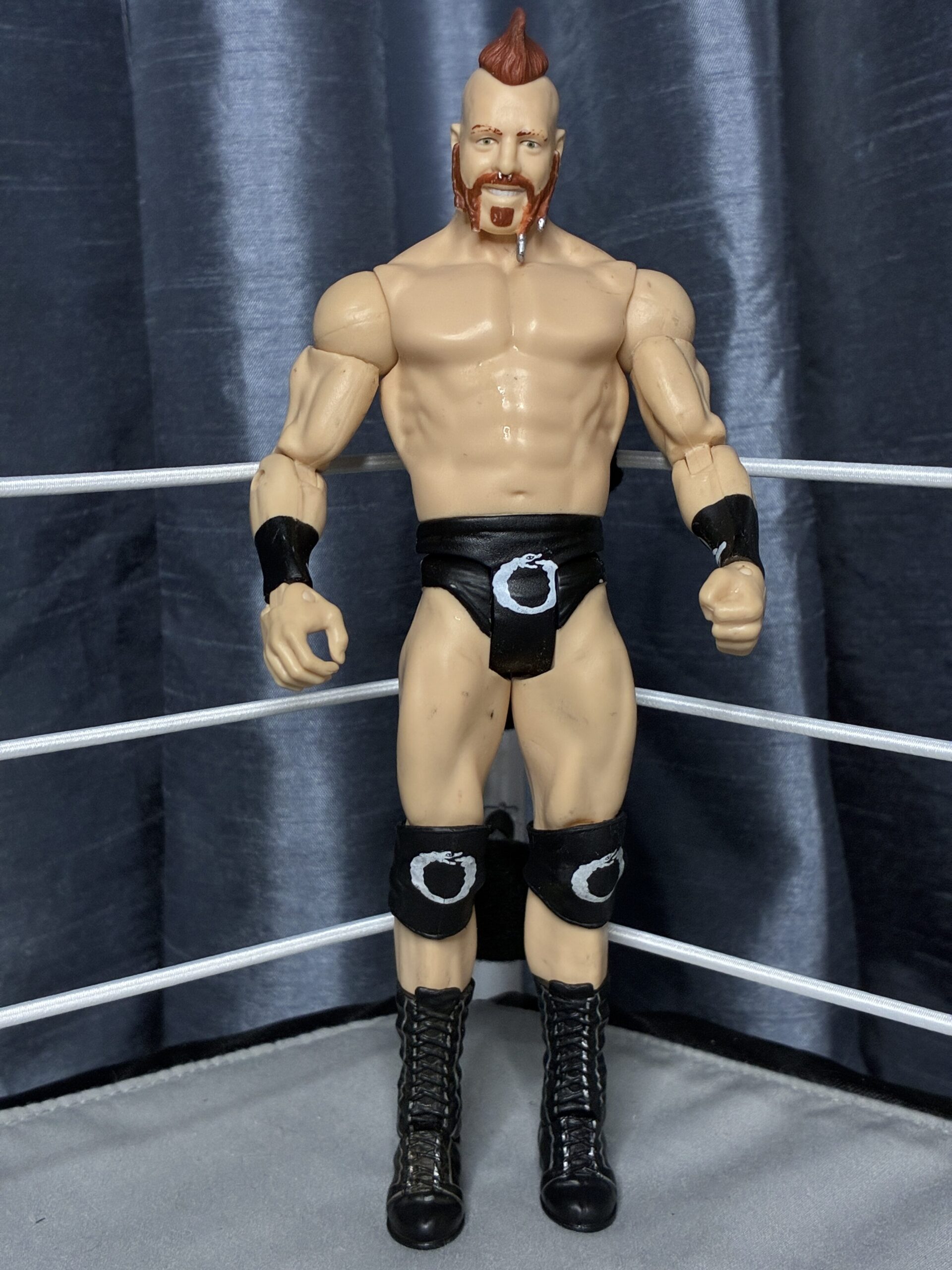 Sheamus - WWE Basics 65 - WrestleStuff.com