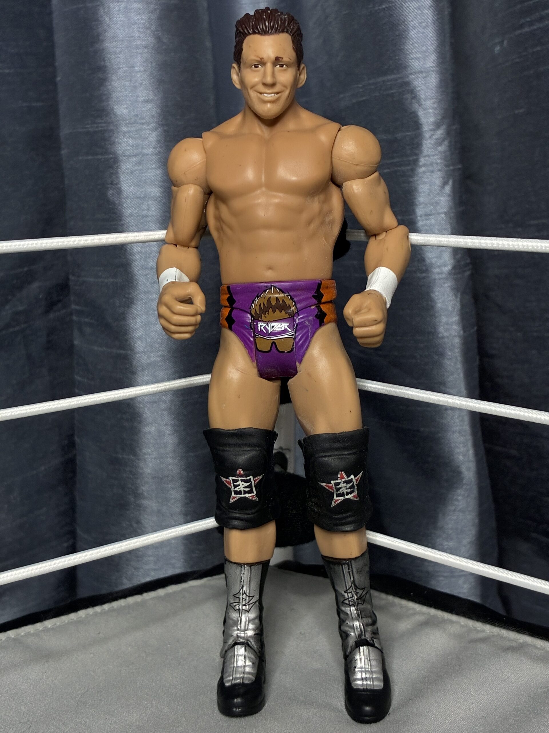 Zack Ryder - WWE Basics 61 - WrestleStuff.com